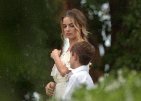 White Hot! Margot Robbie's GORGEOUS Strapless Wedding Gown REVEALED