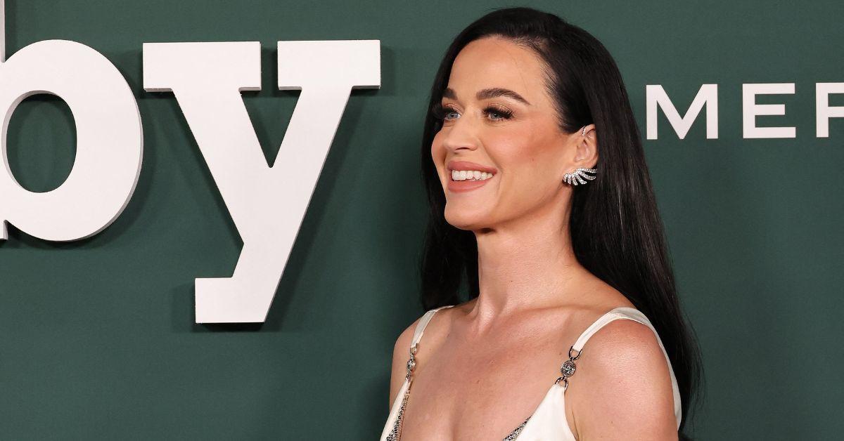 Katy Perry And Justin Trudeau Caught Making Out On A Yacht