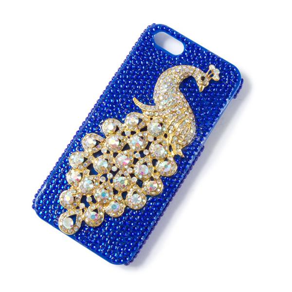 The Gift of Gab: Dazzle Your Phone With These Cute Cases