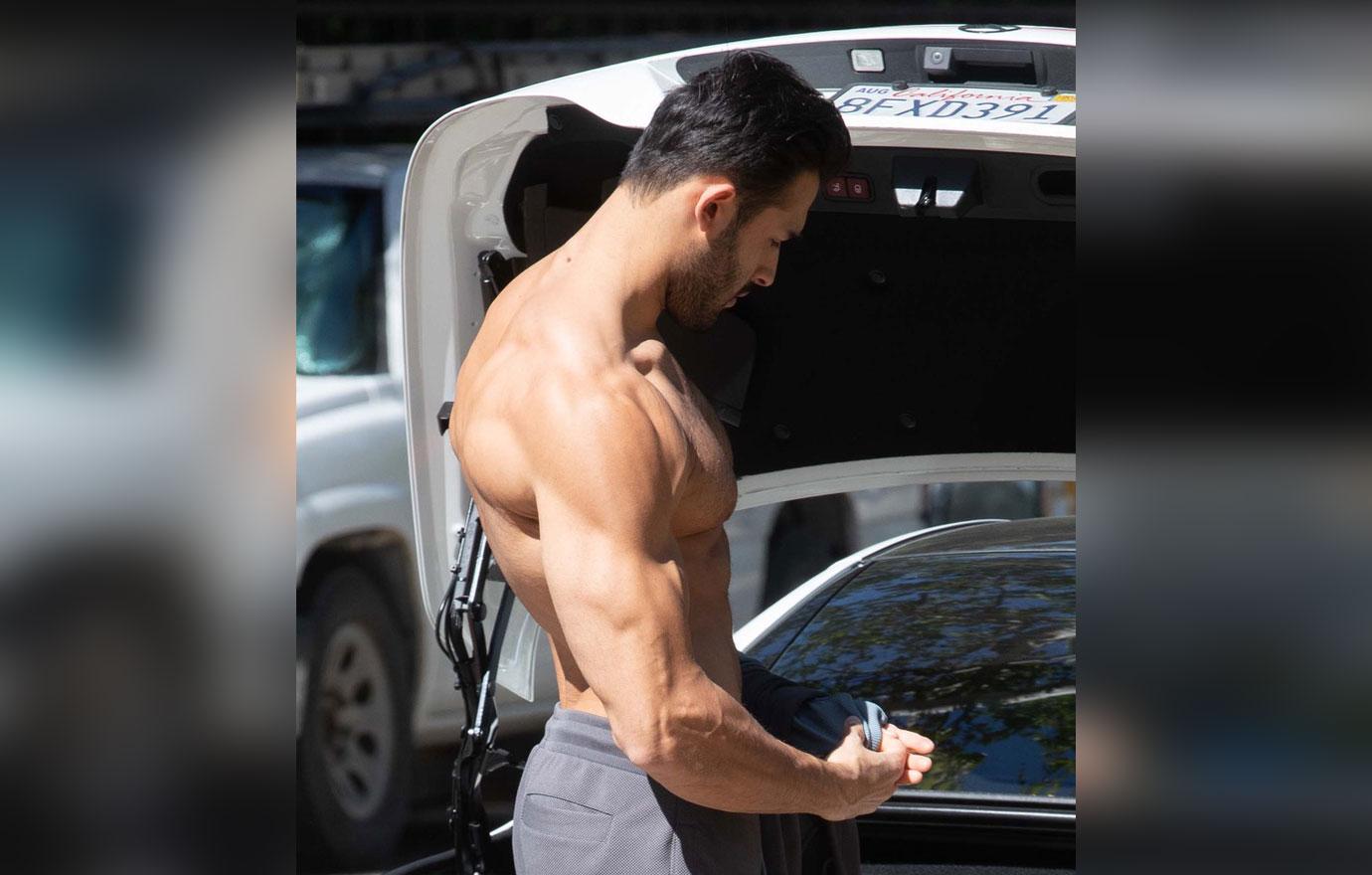Britney Spears' BF Sam Asghari Strips Down For Workout: Photos