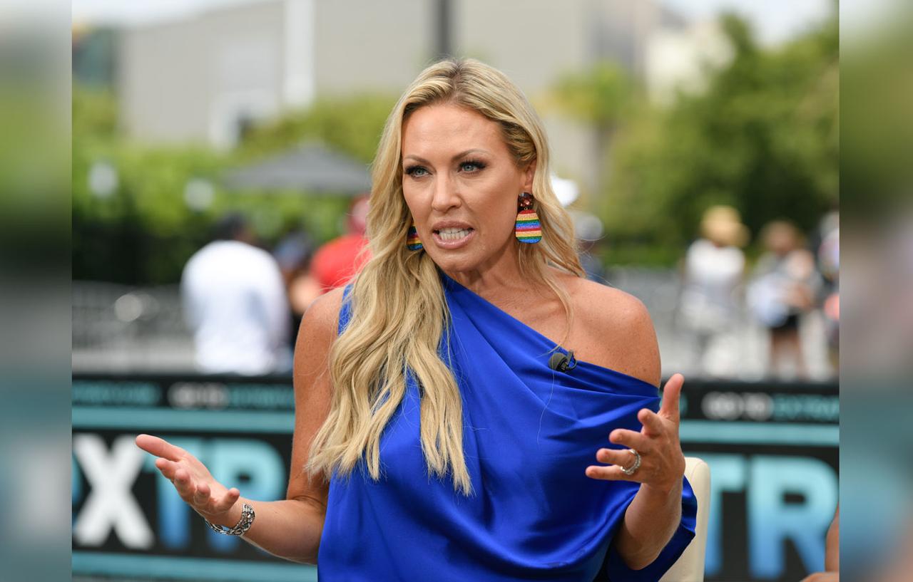 ‘RHOC’: Braunwyn Windham-Burke Dazzles On The Set of ‘Extra’