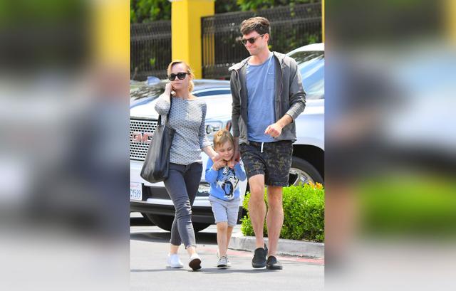 Christina Ricci Enjoys A Family Day Out With Her Hubby And Son