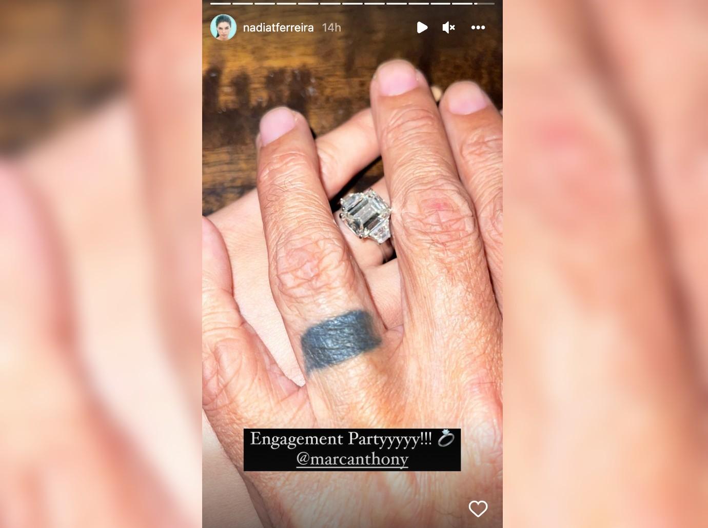 Marc Anthony Engaged To 23-Year Old Nadia Ferreira