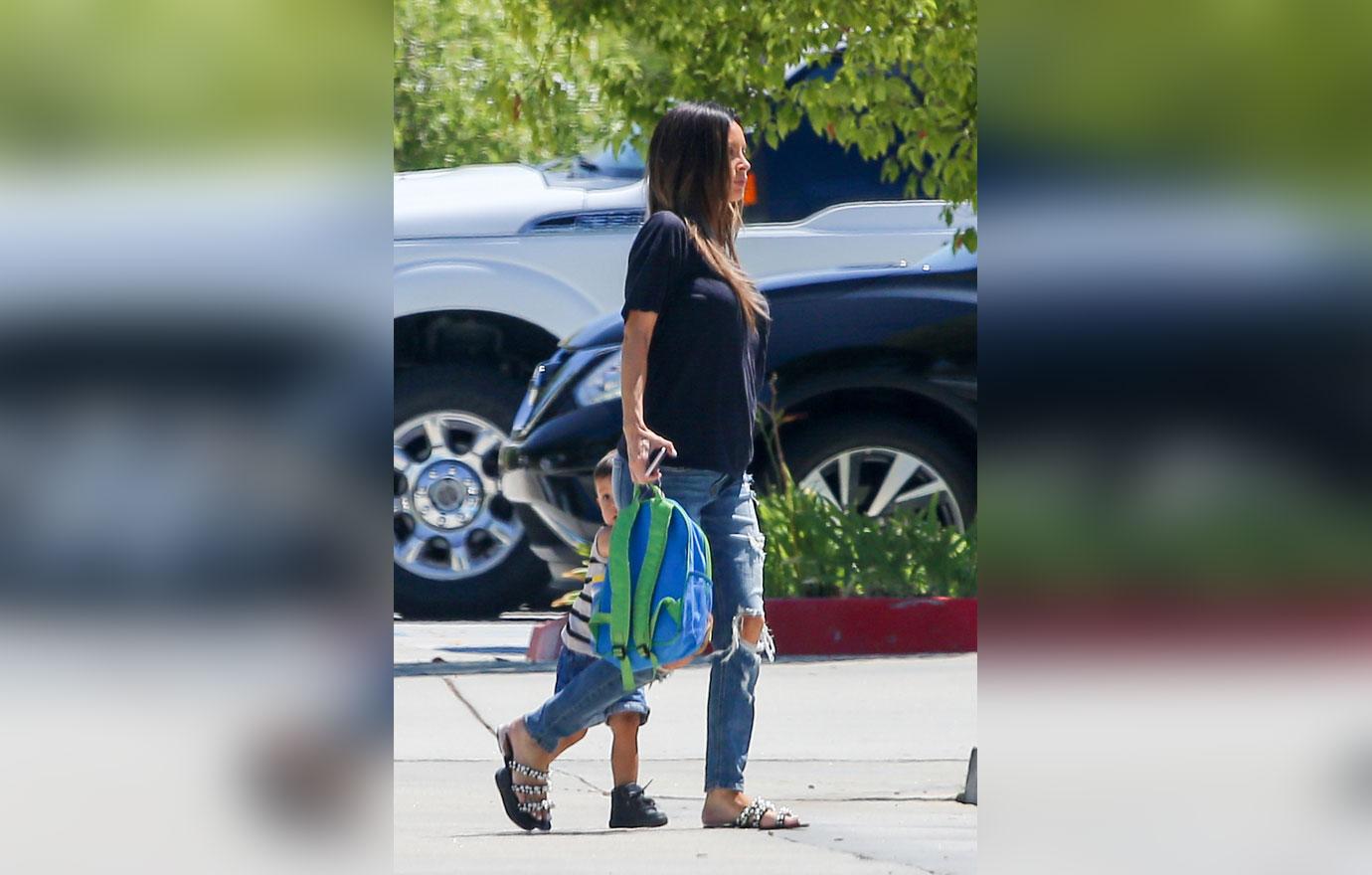 'Six-Pack Mom' Sarah Stage Shows Growing Baby Belly In These Pics