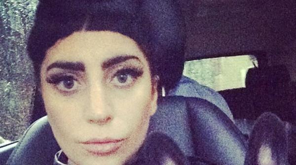 Lady Gaga Talks About Drug And Alcohol Problems During Concert Performance!