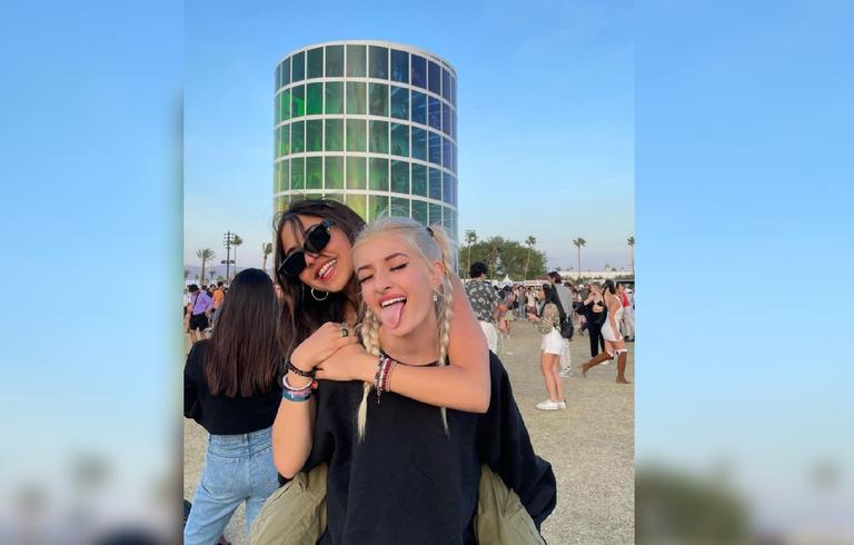 Who Is Sami Sheen? See Fun & Flirty Photos Of The OnlyFans Creator