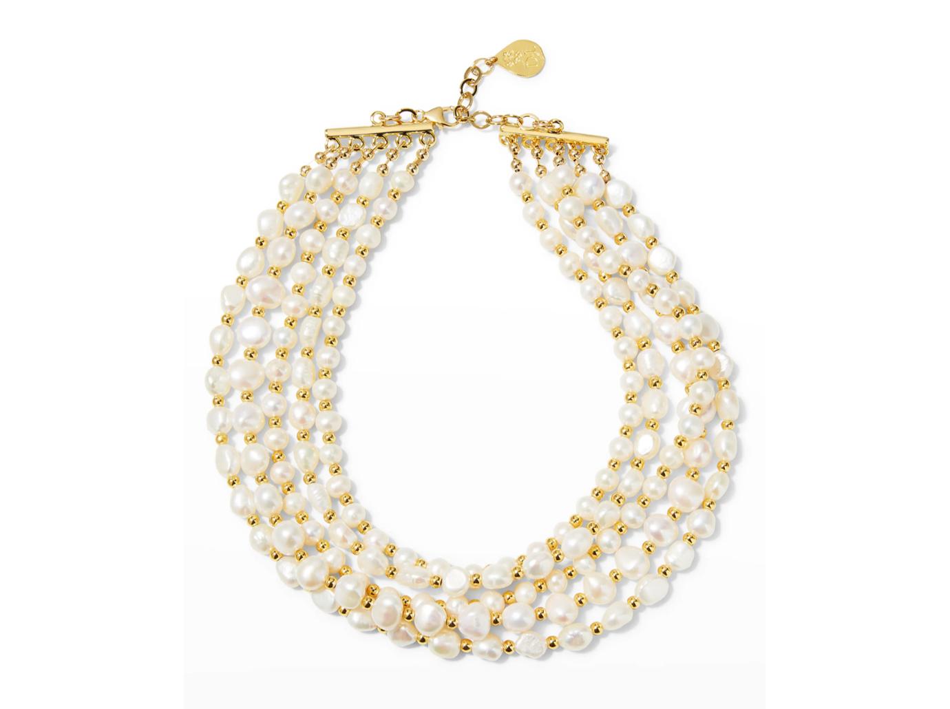 The Fascinating History Behind Queen Elizabeth II’s Iconic Pearls