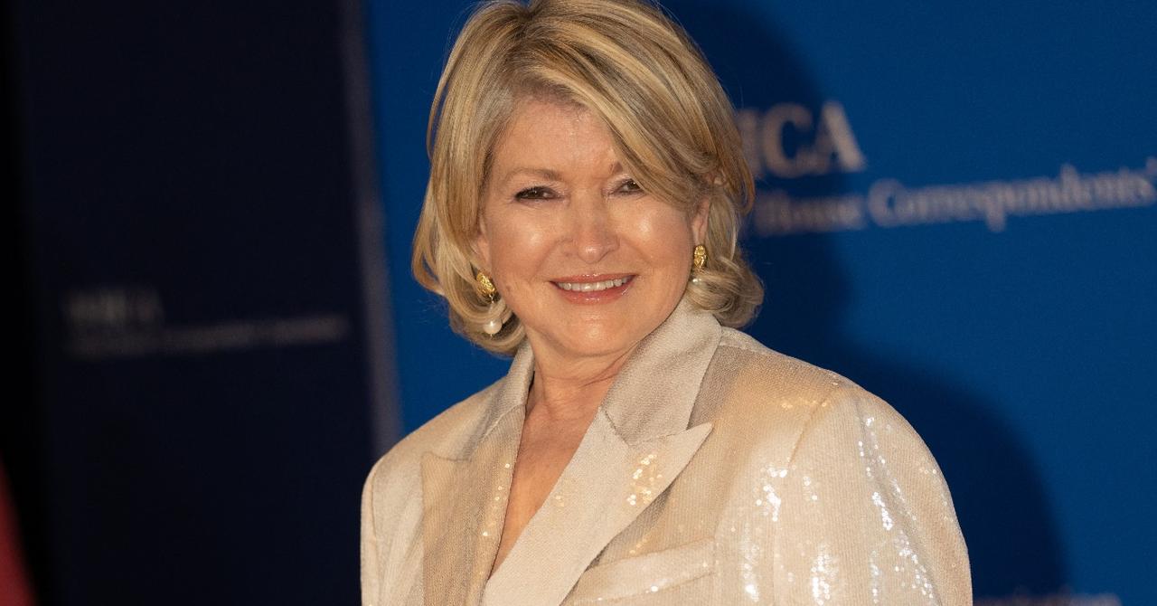 Martha Stuart Gushes Over Visit With Pete Davidson & Girlfriend