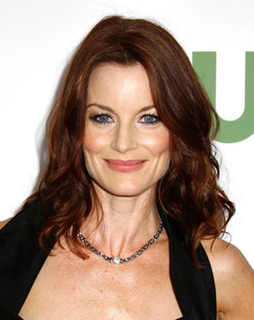 Laura Leighton Dishes on Returning to Melrose Place