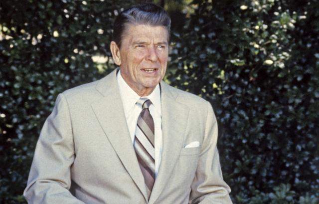 Ronald Reagan's Daughter Weighs In On Cognitive Tests Prior To Election