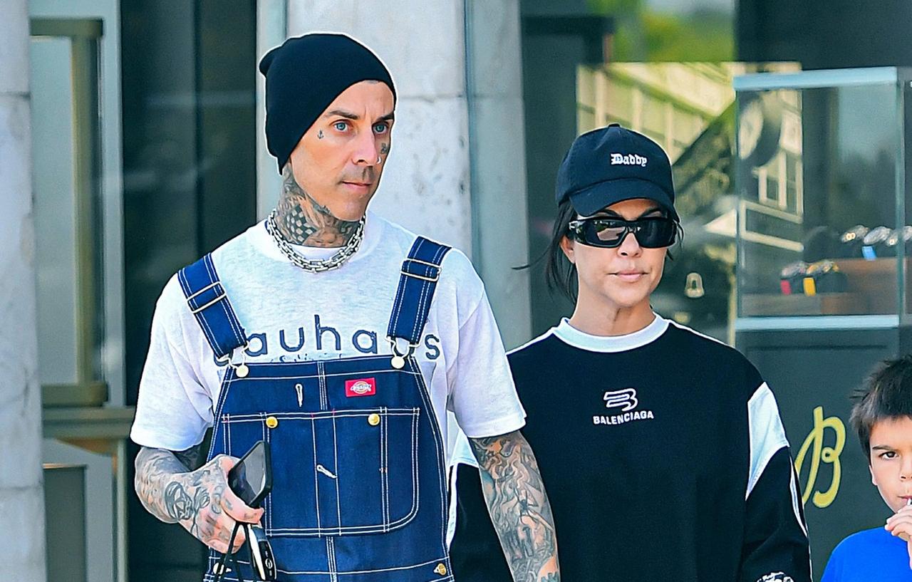 Travis & Alabama Barker 'Get Tatted' Together During Outing: Photos