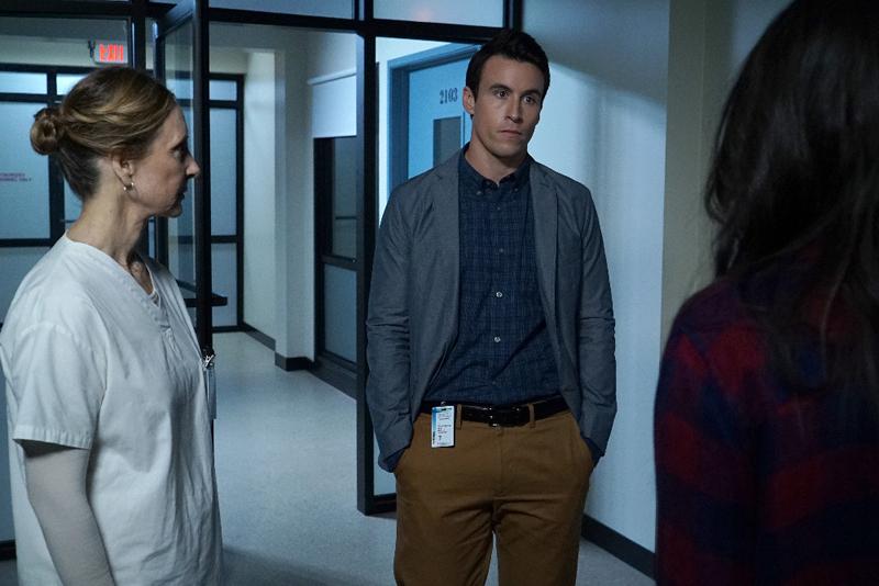 Can Elliot Be Trusted? See The Shocking 'Pretty Little Liars' Episode 2 ...