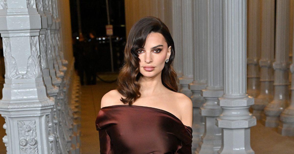 Emily Ratajkowski Flaunts Assets In Tiny Red Bikini During Mexico Trip