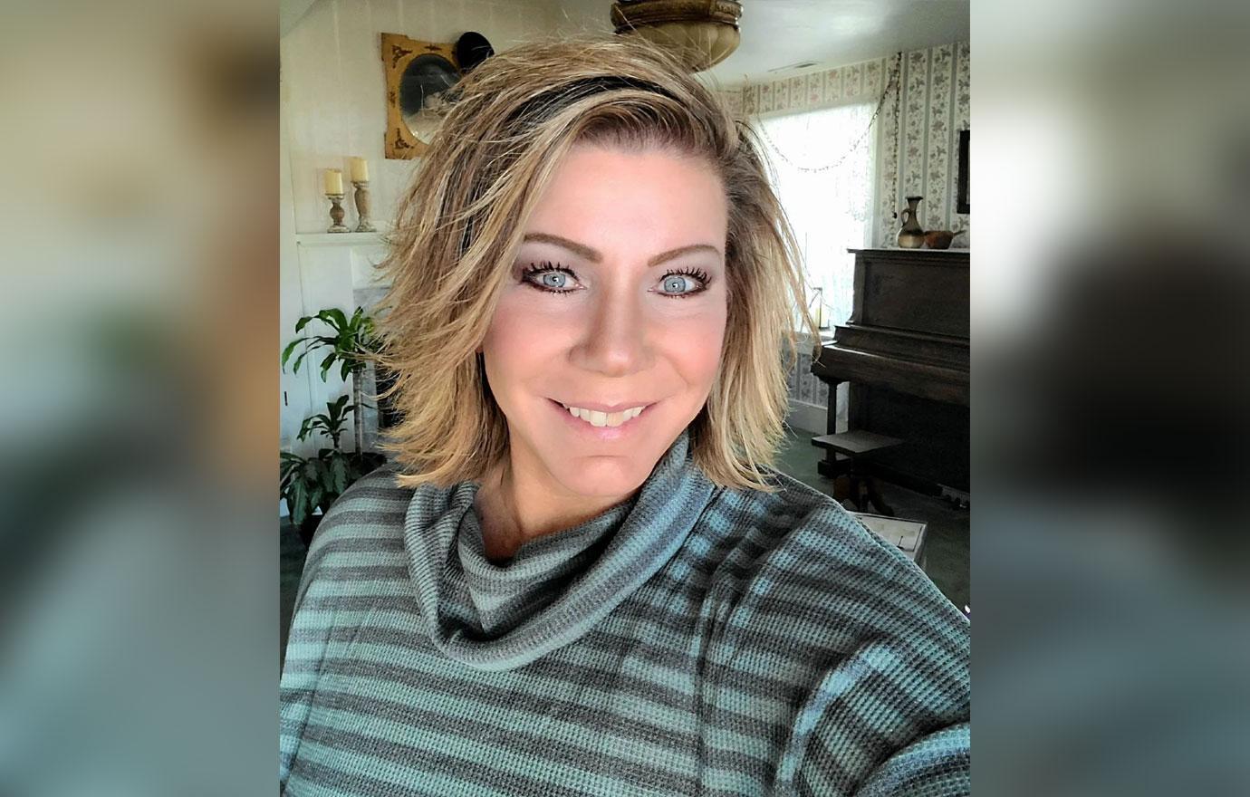 Lularoe, Cameo & More! A Guide To All Of The Sister Wives' Side Gigs