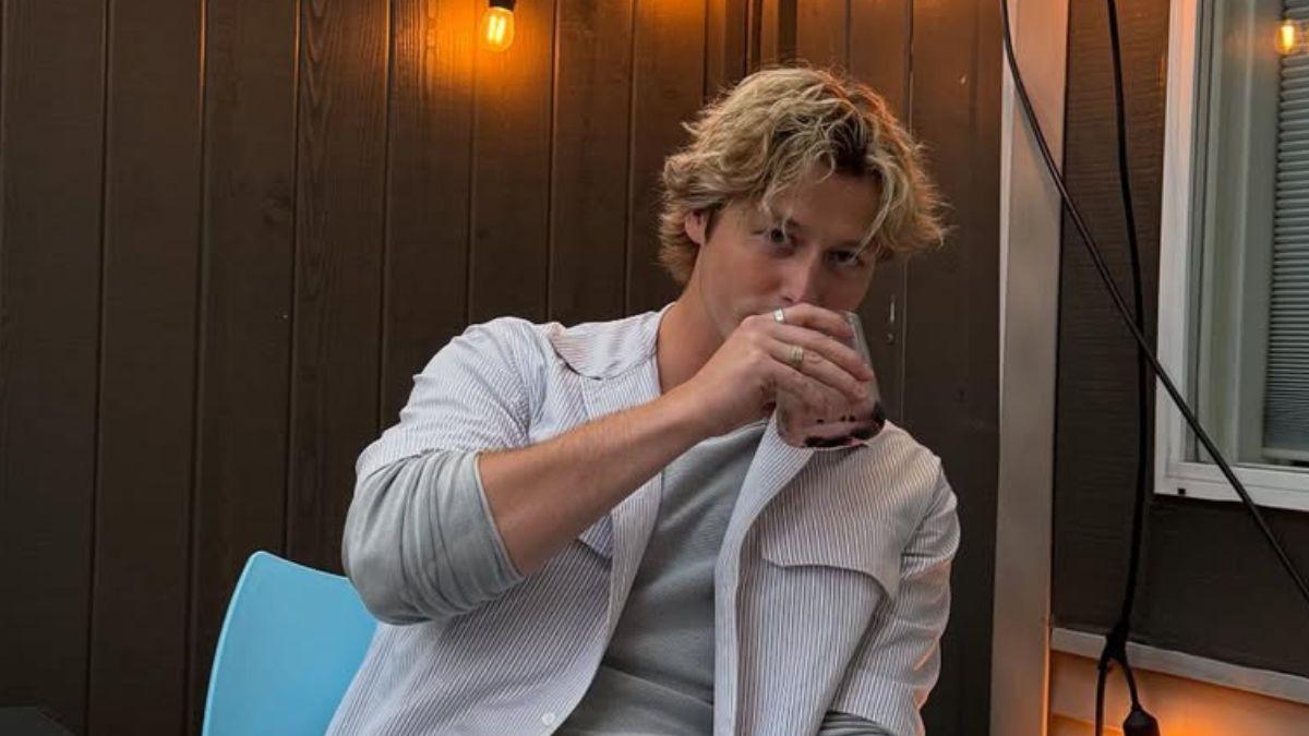 'Off Campus' Star Stephen Kalyn's Relationship Status: What To Know