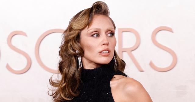 Miley Cyrus' Bleached Eyebrows At Oscars Gets Mixed Reactions: Photos