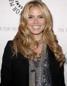 Heidi Klum, Tina Fey Style Peabody Awards