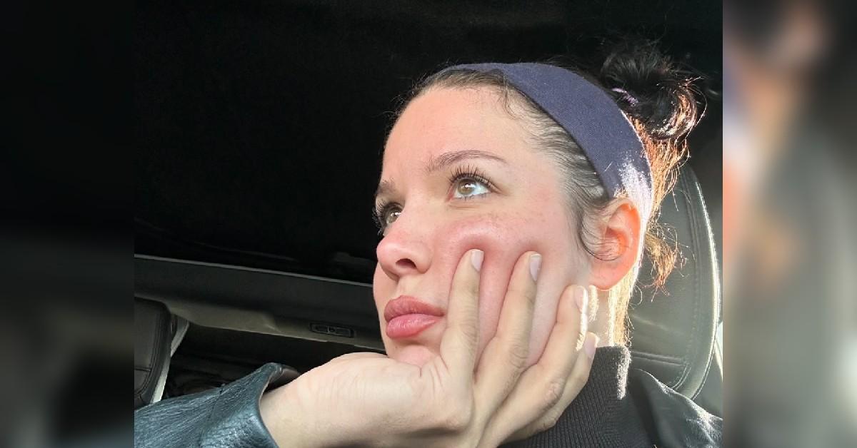 Halsey Flaunts Toned Body In Red Bikini With Fiancé Avan Jogia: Photo