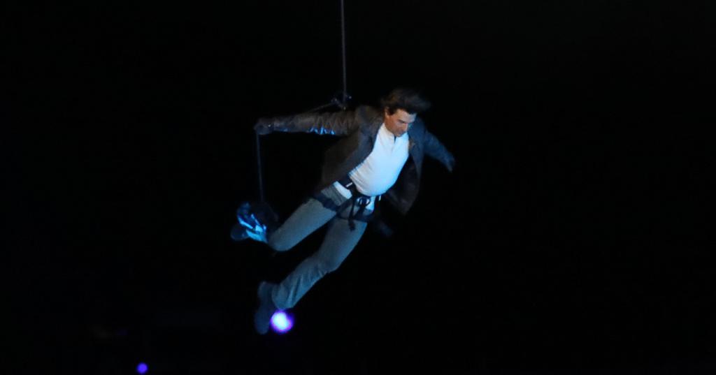 Tom Cruise's Loved Ones Telling Him To Stop Doing His Own Stunts