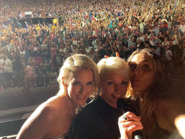 Dixie Chicks Founding Member Laura Lynch Dead From Car Crash