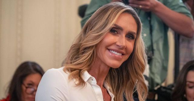 Lara Trump Ripped Apart For Singing At Trump’s Westchester Golf Club