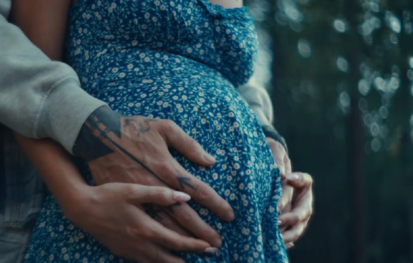 Is Megan Fox Pregnant? Star Seen With Bump In MGK's New Music Video
