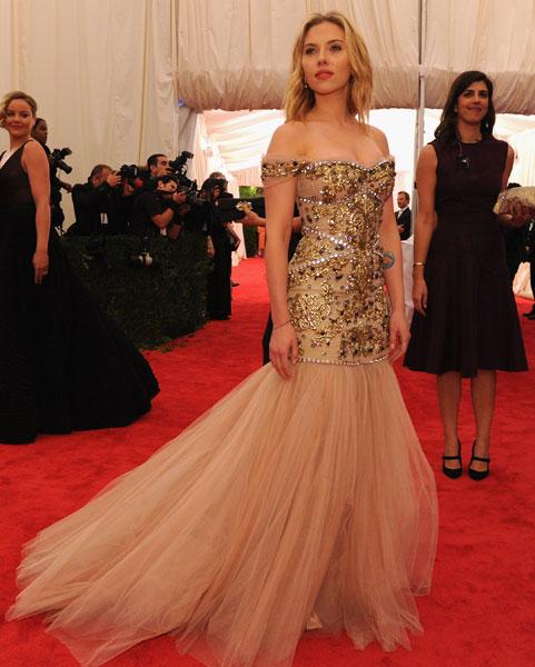 11 Unforgettable Fashion Moments From Met Galas of the Past