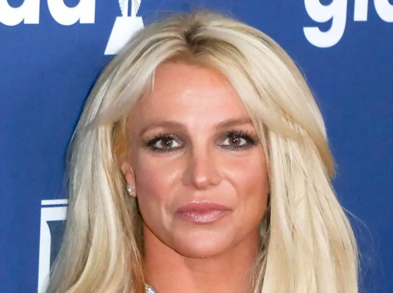 Britney Spears Goes On Bizarre Rant About 'Mean Girl Bullying'