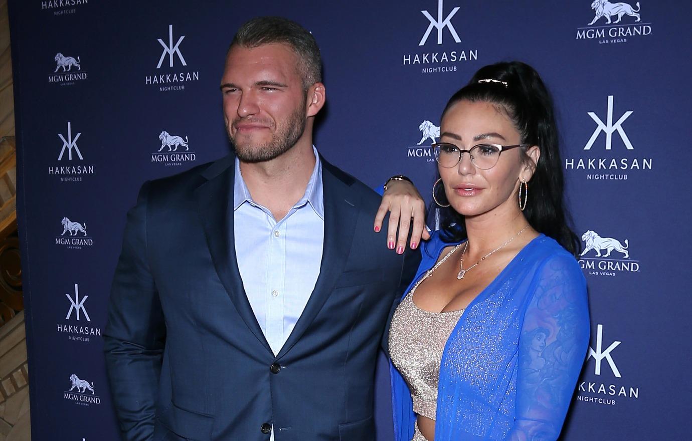 Jwoww and Her BF Make Red Carpet Debut at Hakkasan Las Vegas