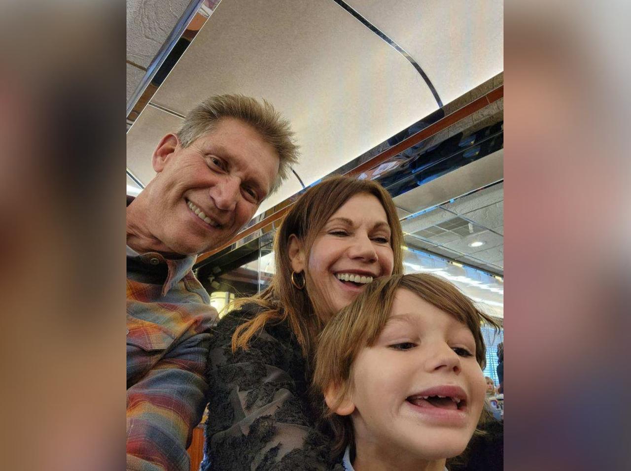 'Golden Bachelor' Stars Gerry & Theresa Plan To Eat At Every NJ Diner