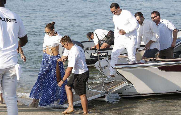 Jennifer Lopez Dazzles At Magic Johnson's 60th Birthday Celebration