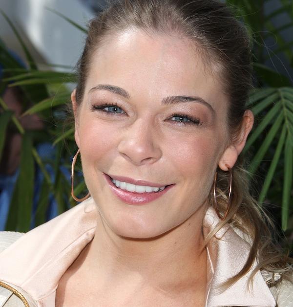 Will LeAnn Rimes, Shannen Doherty or Carly Simon Becomes Next Judge on ...