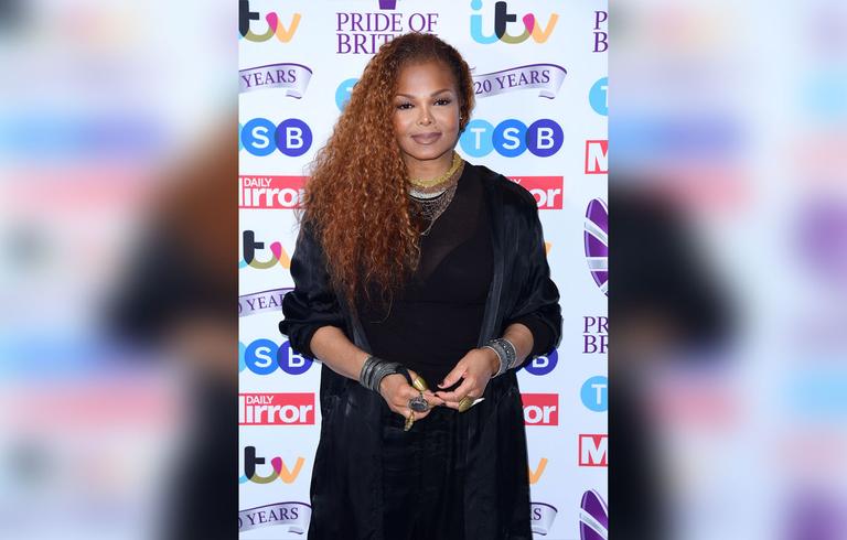 Janet Jackson Performs ‘Runaway’ With Jimmy Fallon & The Roots