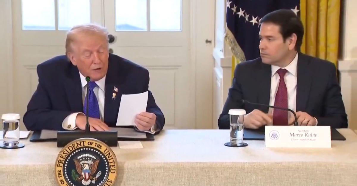 Donald Trump Trolled For Reading Private Note From Marco Rubio