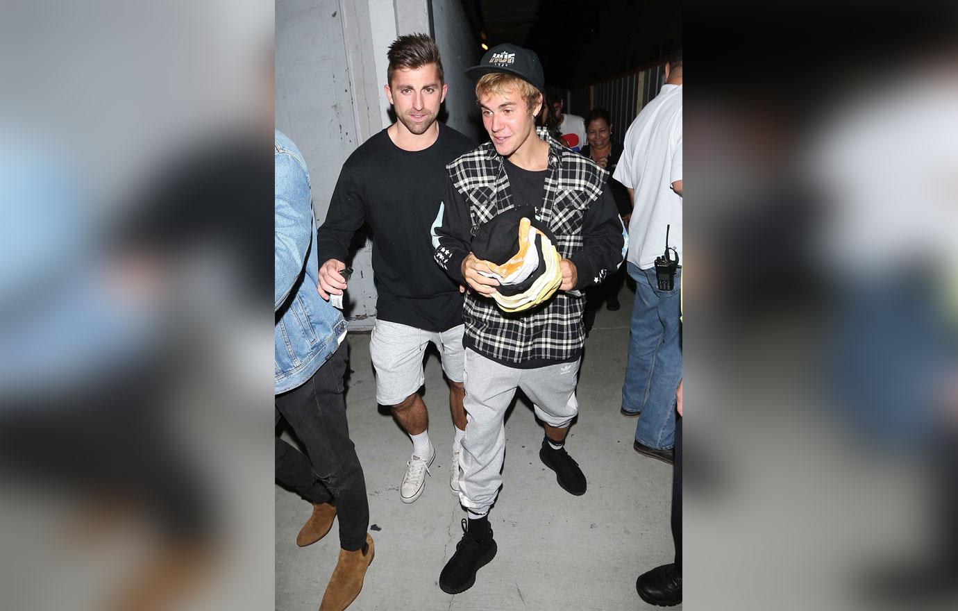 Justin Bieber Dating Paola Paulin Photos