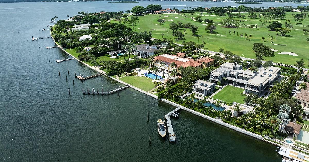 See Inside Tom Brady's 'Billionaire Bunker' Florida Mansion: Photos