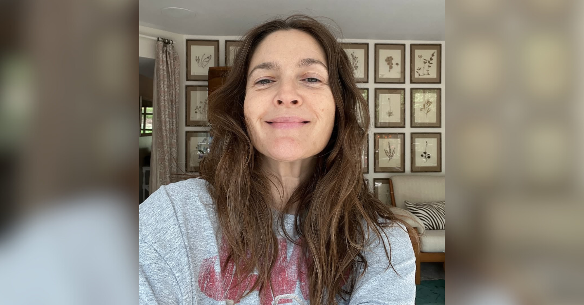 Drew Barrymore Stuns In Makeup-Free Selfie