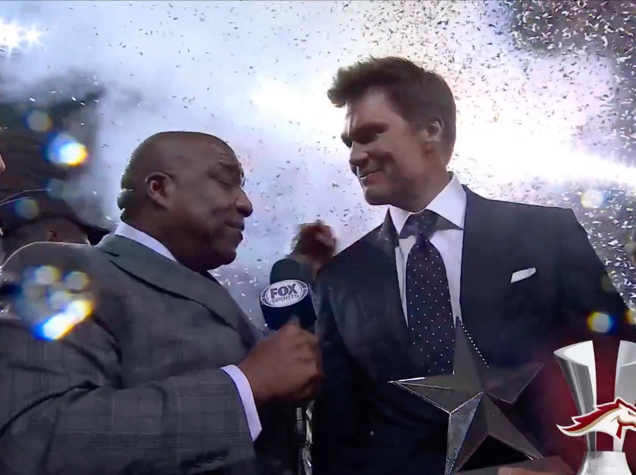 Tom Brady Booed By St. Louis During Broadcasting Debut With Fox: Watch