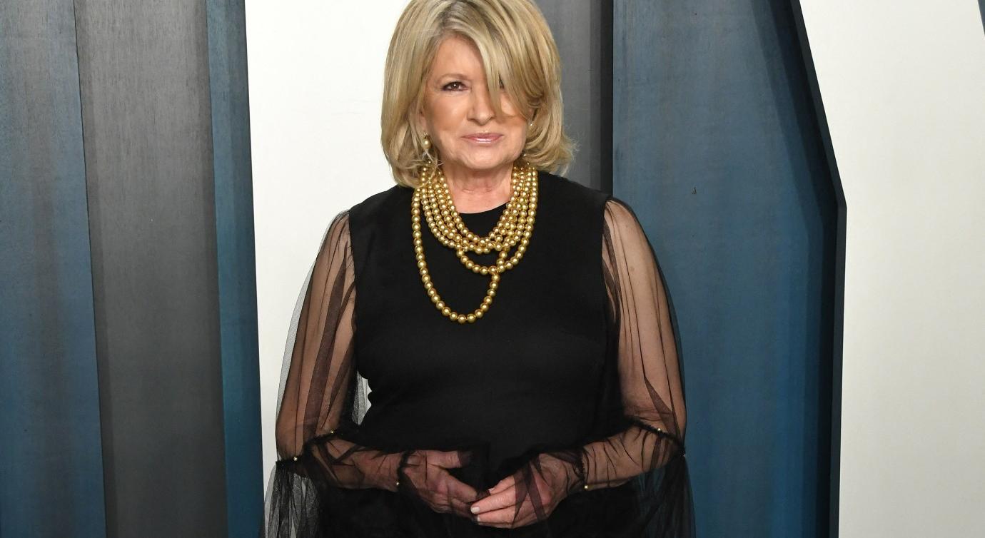 Martha Stuart Gushes Over Visit With Pete Davidson & Girlfriend