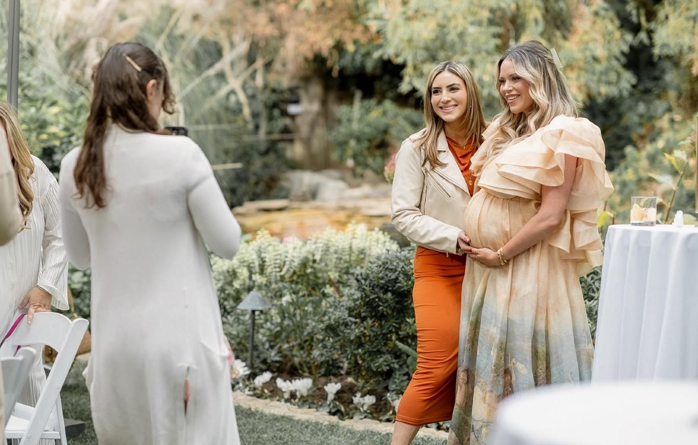 Inside Amanda Frances' Baby Shower Ahead Of Baby No. 2: Photos