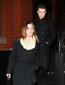 Jessica Rings in 27 With Her Man JT