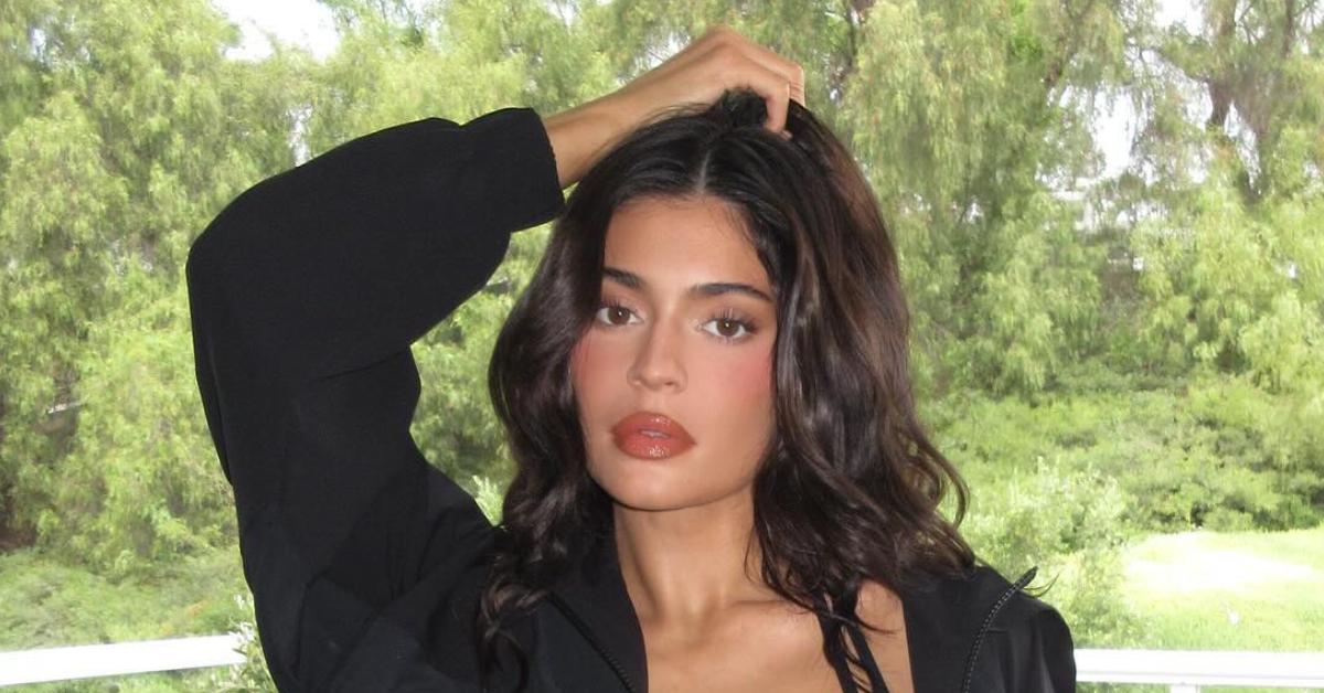 Kylie Jenner Praised For 'Natural & Refreshing' Makeup Look: Photos Kylie Jenner Praised For 'Natural & Refreshing' Makeup Look: Photos