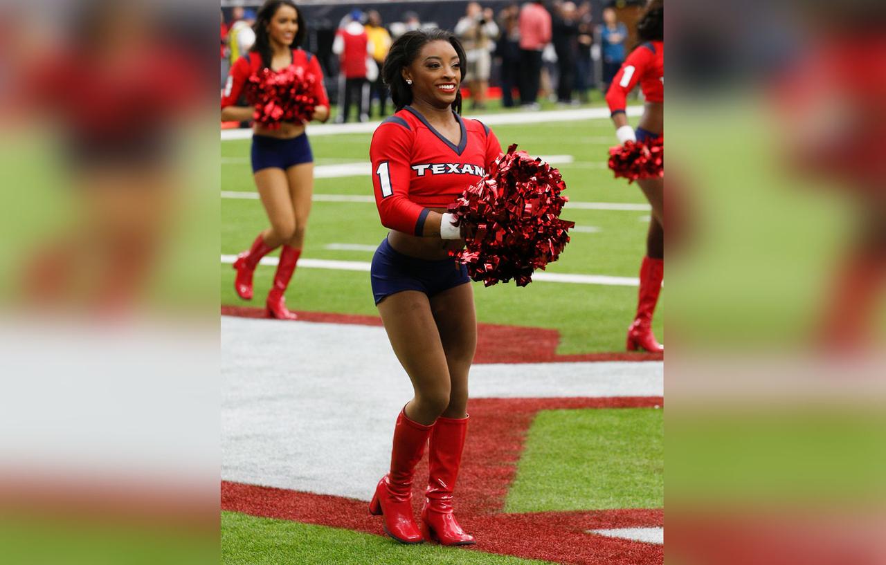 Simone Biles Becomes A Football Cheerleader For A Day