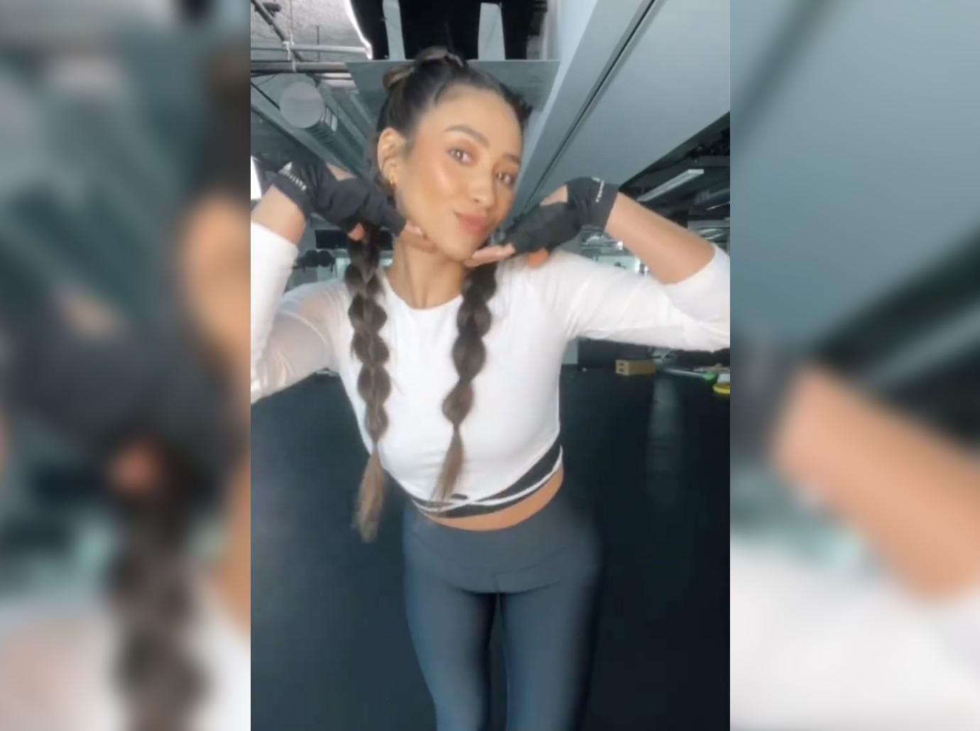 'Pretty Little Liars' Star Reveals How She Took Fitness To A New Level