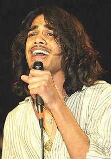 Sanjaya Returns!