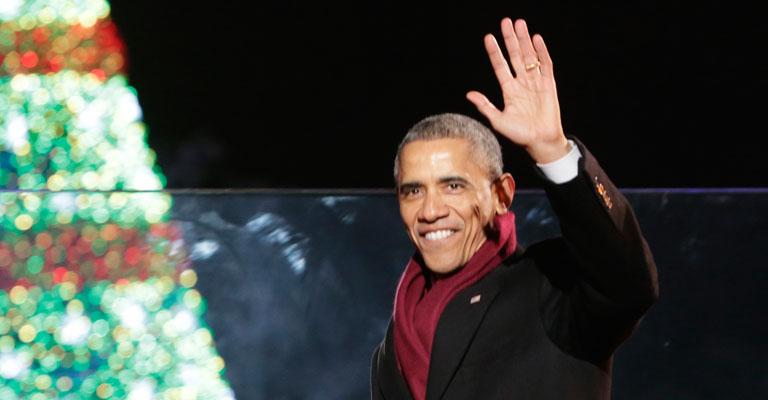 President Barack Obama Dresses As Santa, Hands Out Gifts To Kids At ...