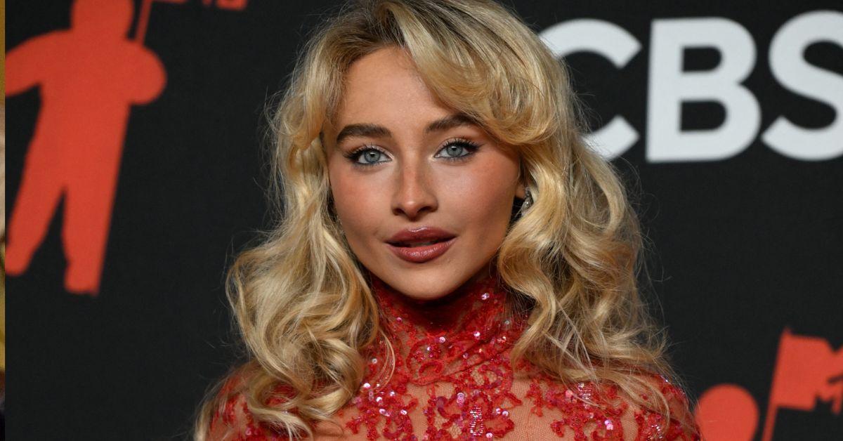 Sabrina Carpenter 'Arrested' Nicole Kidman During Nashville Concert