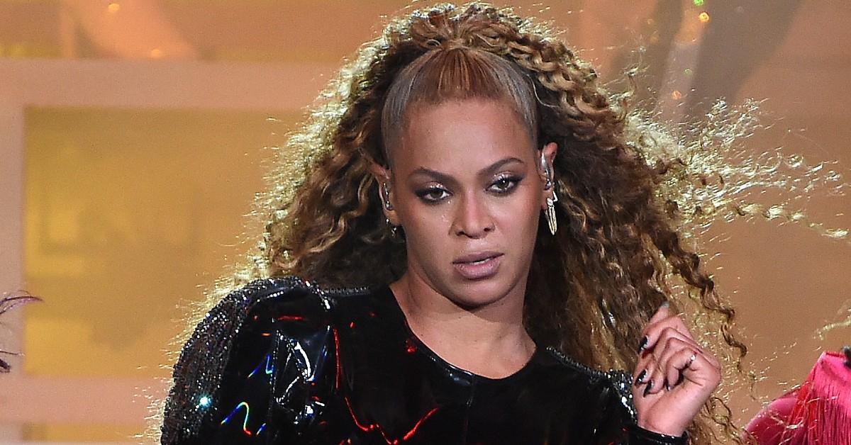 Beyonce Shares Rare Photo With Divorced Parents Tina & Mathew Knowles