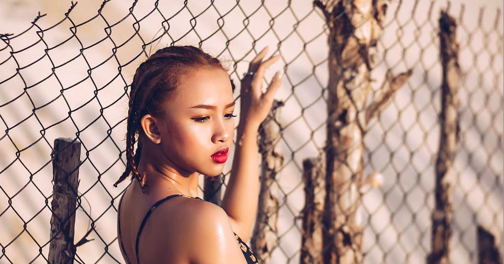 What is the best red lipstick to wear this summer?