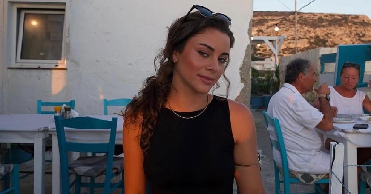 Sunny Marquis Posts Topless Photo After Ben Willoughby Split